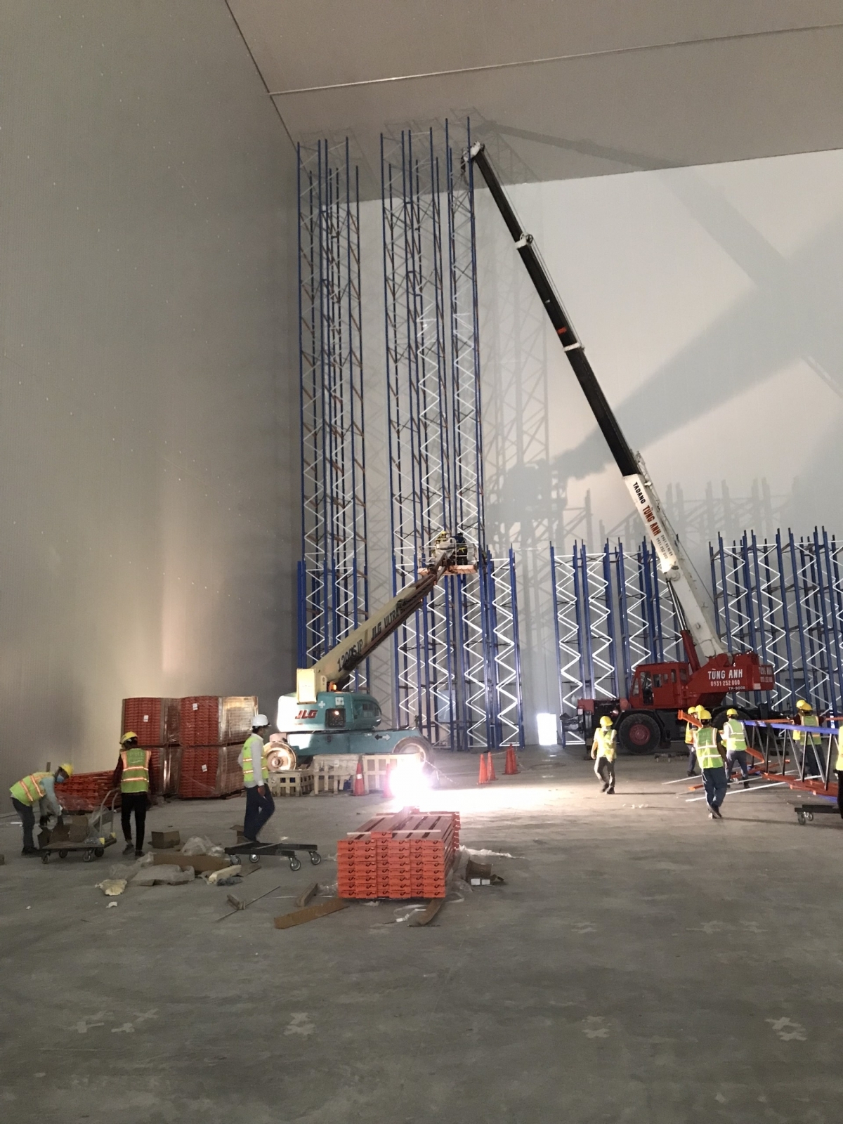 Hệ Thống Kệ Chứa Hàng - ASTCO