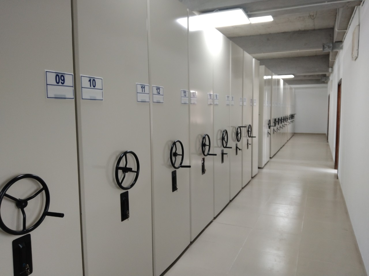 KỆ TRUNG TẢI DI ĐỘNG MOBILE SHELVING